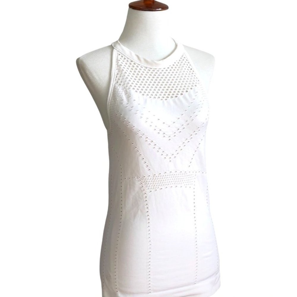 Athleta, Laser Cut Halter Racer Back Athletic Top, Xs - Gem